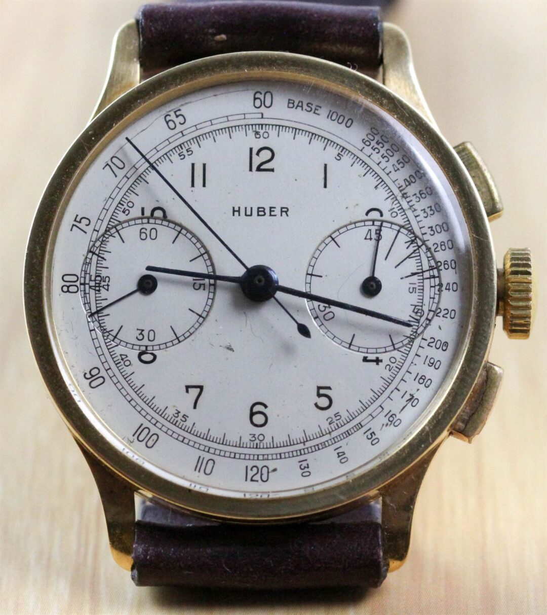 Huber (Universal Geneve) Chronograph - Menta Watches- Buy Vintage and ...