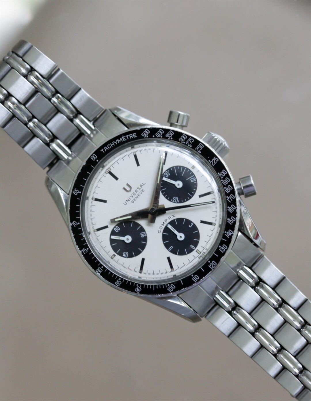 Universal Geneve "Nina Rindt" Compax - Menta Watches- Buy Vintage and ...