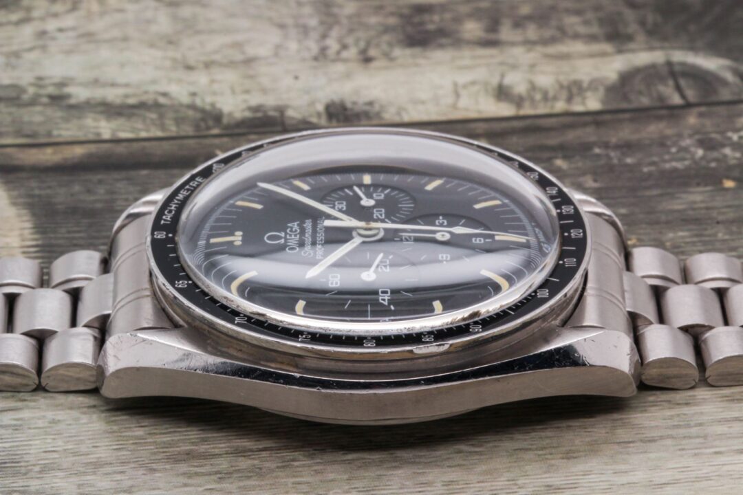 Omega "Moonwatch" Speedmaster 1990s - Menta Watches- Buy Vintage and ...