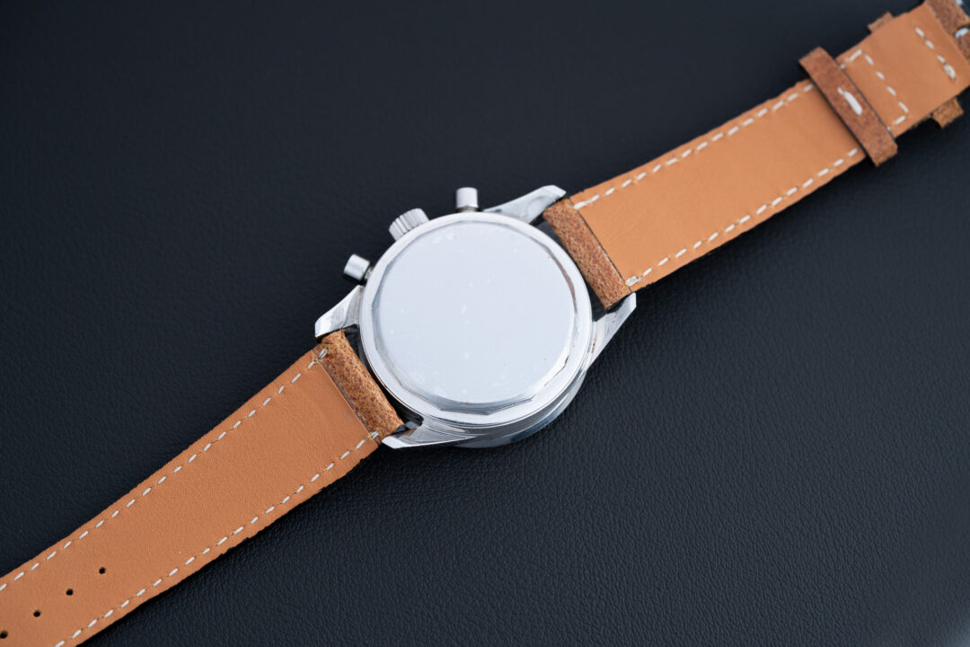 Universal Geneve "885103/02 Nina Rindt" Compax - Menta Watches- Buy ...